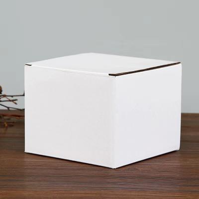 Cina scatole di cartone bianche 250gsm 12x12x12cm 24x24x24cm 10.3x10.3x11cm in vendita