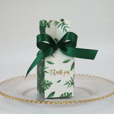 Cina Contenitore di carta di nozze del cioccolato del ODM 5*5*12cm Candy con il nastro in vendita