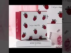 Strawberry Holiday Gift Box Bag Set Large Cosmetic Scarf Packaging Premium Cardboard
