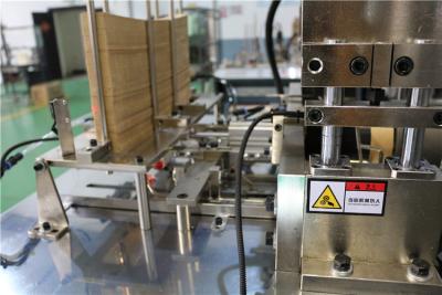 China Duurzaam Volledig Automatisch Document Kopdeksel die Machine met Ultrasoon Apparaat maken Te koop
