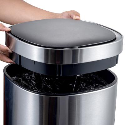 Cina Cestino per rifiuti con sensore di movimento per uso domestico con funzione automatica e design in acciaio inossidabile in vendita