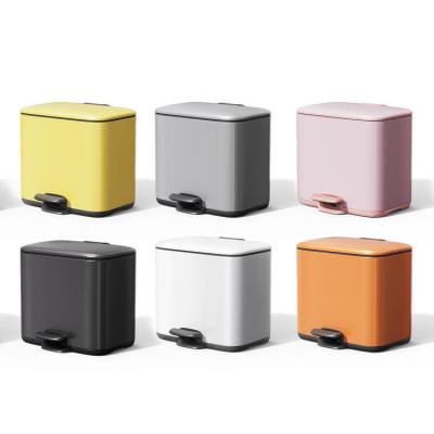 Cina 2 Compartimento Casa Bagno In acciaio inossidabile Pedal Bin Cestino 3L*2 Cestino di riciclo per luoghi interni e riciclo in vendita