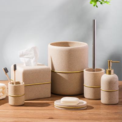 Cina Dispenser per spazzole da denti in gomma in resina in stile Gold Strip Accessori per il bagno in vendita
