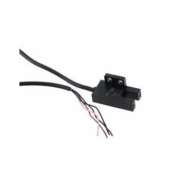 中国 EE-SX676-WR 1M Grooved Type Photoelectric Sensor with Long Detection Range 販売のため