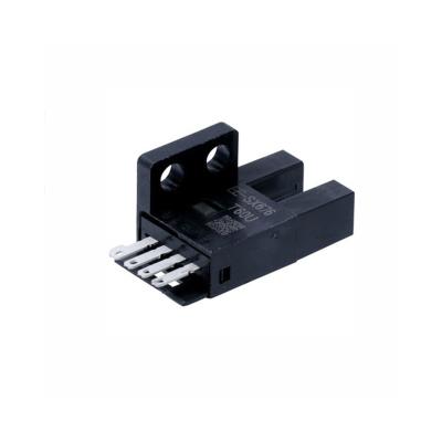 Cina EE-SX676-WR 1M Grooved Type Photoelectric Sensor with Long Detection Range in vendita