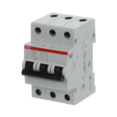 Cina SH203-C40 Miniature Circuit Breaker 3P C 40 A Rated Voltage 220 Durable Construction in vendita