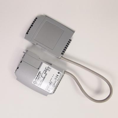 Cina 1769-CRL1 CMPLX 0.3 M Right To Left Bus Exp Cable The Ultimate Communication Solution in vendita