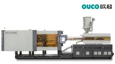 Cina Stampaggio ad iniezione automatico della macchina dello stampaggio ad iniezione del barilotto della vite di OUCO 700T in vendita