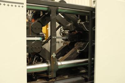 Cina Stampaggio ad iniezione ad alta velocità della macchina a iniezione automatica di LS170G piccolo servo in vendita