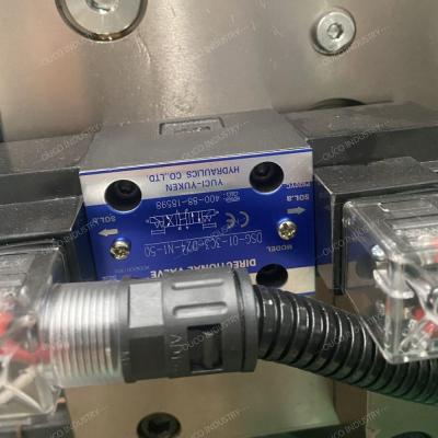 Cina Stampaggio ad iniezione di plastica della macchina a iniezione completamente automatica di risparmio di energia in vendita