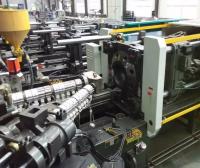 China Deep Cavity Bucket Injection Molding Machine for sale