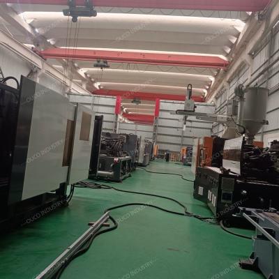 Cina Piatto ultra alto ibrido del quadrato di rigidità della macchina dello stampaggio ad iniezione del servomotore di 520 T in vendita