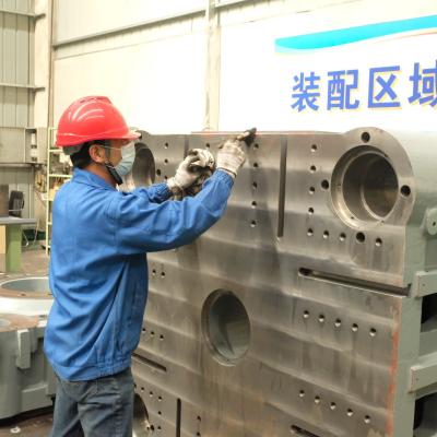 Cina Macchina per lo stampaggio a iniezione di plastica blu 128T Produrre tazze Servo idraulico Alta velocità Alta produzione in vendita