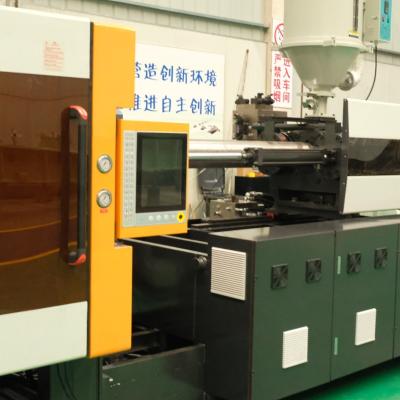 Cina 650T 100% forza di aggancio vite gialla C iniezione di plastica macchina di stampaggio in vendita
