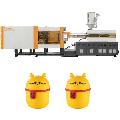 Cina 380t Plastic Injection Molding Machine Miniature Garbage Making in vendita