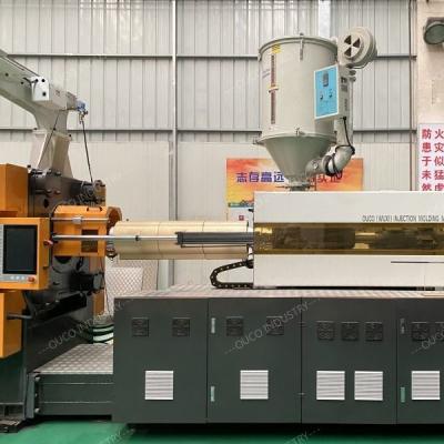Cina OUCO 650T Alta prestazione Servo idraulico parti per attrezzi a vite immagazzinamento di piastre quadrate di plastica macchina di stampaggio a iniezione in vendita