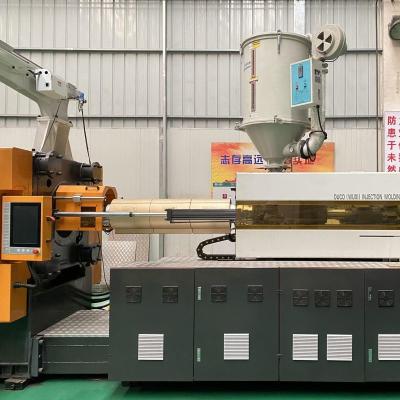 Cina Macchina di stampaggio ad iniezione ad alta efficienza per pane di plastica 550T in vendita