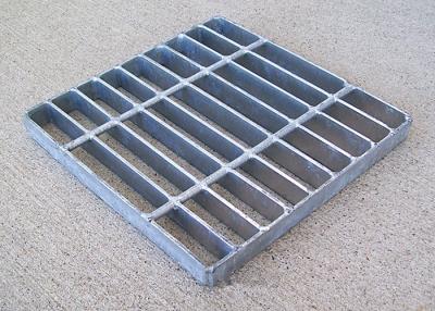 China Flatted Untreated Galvanized Metal Grating Smooth Surface For Driveways for sale