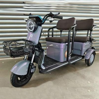 Cina 50 KM/h Triciclo elettrico per passeggeri e merci Vecchi auto a batteria in vendita