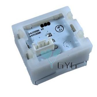 中国 正方形DC12V/24Vのステンレス鋼のエレベーターのスペアーの押しボタン38.7*32.7MM 販売のため