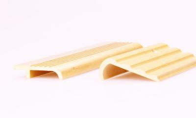 Cina Scala d'ottone dell'anti rame di slittamento 55% del ODM che fiuta con la superficie regolare in vendita