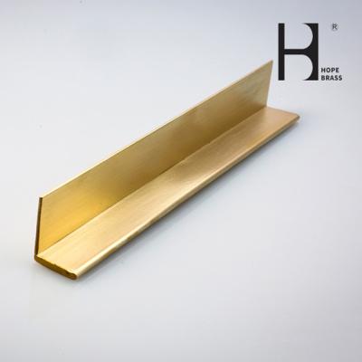 Cina L d'ottone di superficie d'anodizzazione profilo, Hpb60-2 L profilo di angolo in vendita