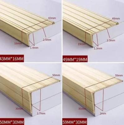 Cina C38500 disposizione decorativa d'ottone anti Fade Extruded Copper L profilo di forma in vendita