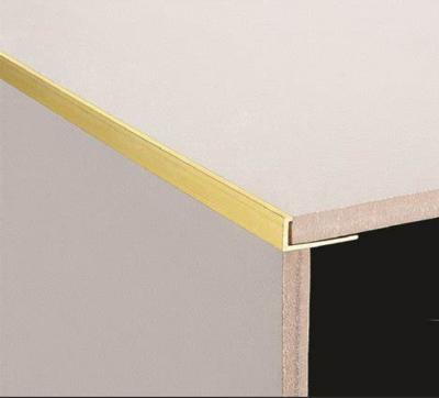 Cina Ottone decorativo L colore dorato del bordo CW603N di profilo 2.5mm in vendita