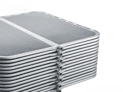 Cina Filtro a piattaforma orizzontale in acciaio inossidabile automatico ad alto flusso per alimenti e bevande per olio/chimica in vendita