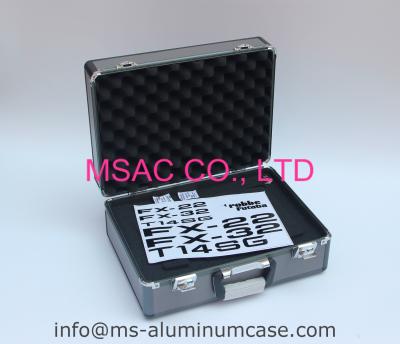China Caso de aluminio con el parte movible de la espuma, caja por encargo de Transmiter del abejón del aluminio RC de la calidad de la altura en venta