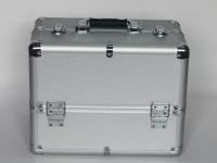 China Custom Large Aluminium Vanity Case , Lockable Aluminum Makeup Case for sale