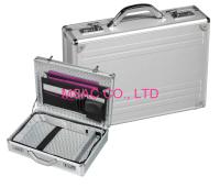 Quality Portable Slim Aluminium Briefcase , Aluminum Locking Briefcase Wear Resistant for sale