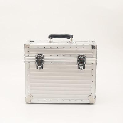 China Aluminum Pilot Case Silver Flight Box With Customized Lining for sale