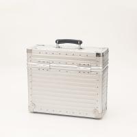China Aluminum Pilot Case Silver Flight Box With Customized Lining for sale