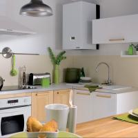 China Variable Power Output Wall Hung Gas Boiler Programmable Controls for sale