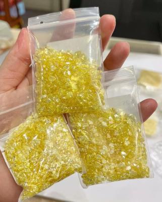 中国 10 Mohs VVS-VSの楕円形の実験室は証明されたカナリア色のダイヤモンドIGIを作成した 販売のため