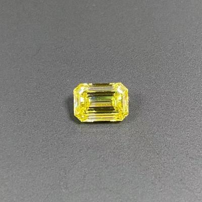 Cina Il laboratorio sciolto di HPHT ha creato Diamond Emerald Cut giallo IGI diplomato in vendita