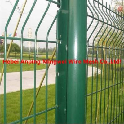 China Beatiful Color Curvy Wire Mesh Fence Welded Wire Fence for sale