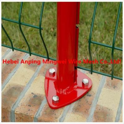 China 3D PVC Curvy Welded Garden Mesh Fencing for sale