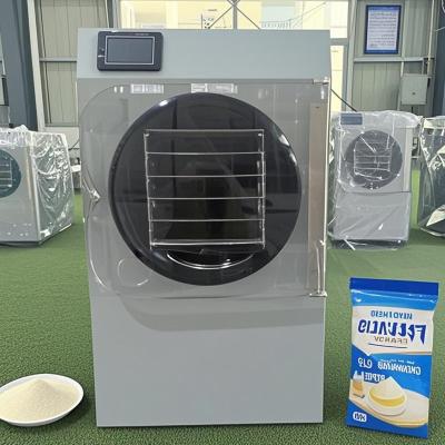 China Low Noise Level Small Candy Freeze Dryer Machine Equipped With  Refrigeration System for sale