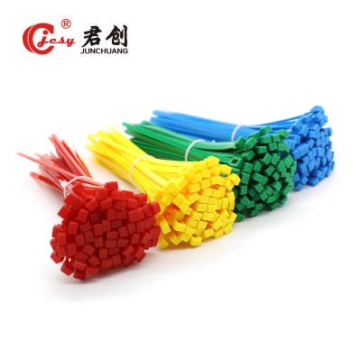 Cina Cable di nylon auto-bloccante personalizzato in vendita
