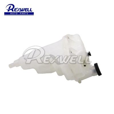 China Auto Diesel Coolant Radiator Overflow Bottle Reserve Tank OEM 16470-0L082 For TOYOTA JP for sale