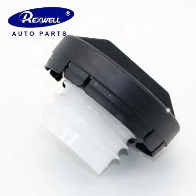 Cina Cappuccio del serbatoio del carburante in plastica 77310-48020 per Toyota PICNIC LEXUS ES300 7731048020 in vendita
