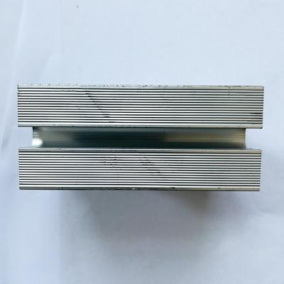 China Aluminum PV Module Clamps Weatherproof PV Panel Clamps Screw/Bolt Installation for sale