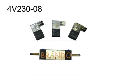 중국 4V230-08 PT 1/4" 5/3 전기 압축 공기를 넣은 솔레노이드 벨브 내부에 조종된 행동 판매용