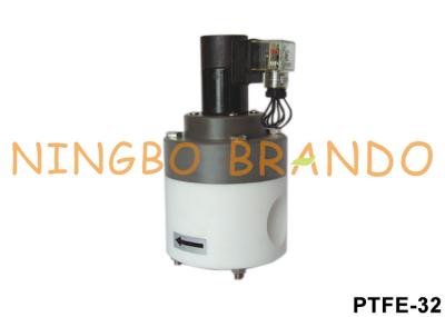 China 1-1/4'' PTFE Plastic Solenoid Valve Acid Alkali Resistant 24V 220V for sale
