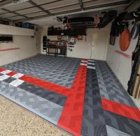 China Polypropylene Garage Floor Tile 2500 Lbs Capacity Interlocking 3D Design for sale