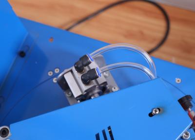 Cina il doppio della macchina del regolatore della fascia di bordo di 0.4-3mm ha parteggiato Mini Edge Bander adesivo in vendita