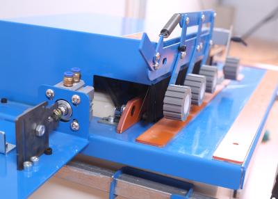 Cina il doppio della macchina del regolatore della fascia di bordo di 0.4-3mm ha parteggiato Mini Edge Bander adesivo in vendita