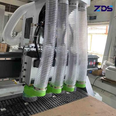 China CNC van de vier Assenhoutbewerking Machinerouter 1325 met Dubbele Worktable Te koop